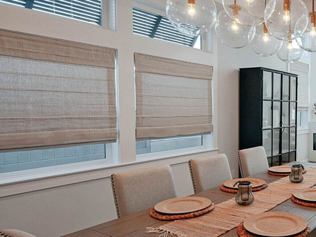 Expert Guide: Choosing Roman Shades For Dining Rooms